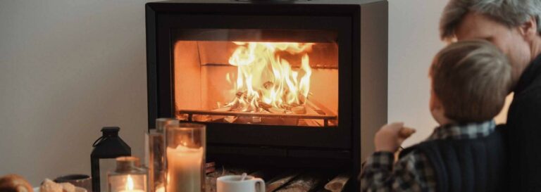 Poêle à Bois Fonte vs Acier - Comparez et Choisissez